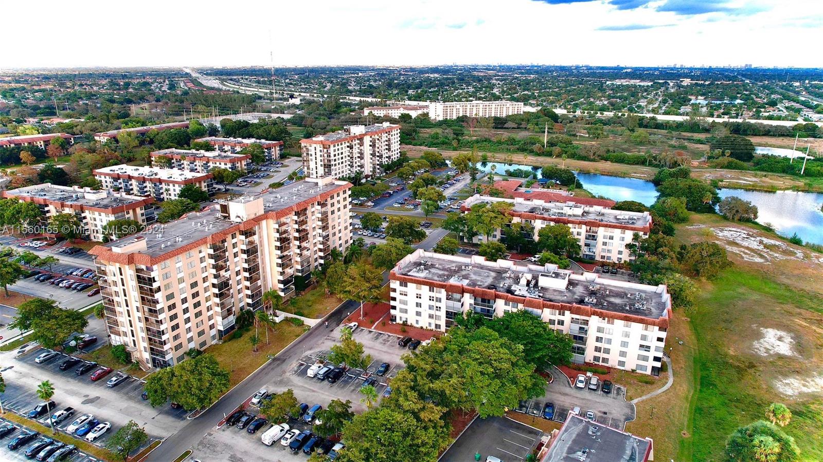 Manors Of Inverrary | MLS# A11560165 4174 Inverrary Dr 412, Lauderhill ...